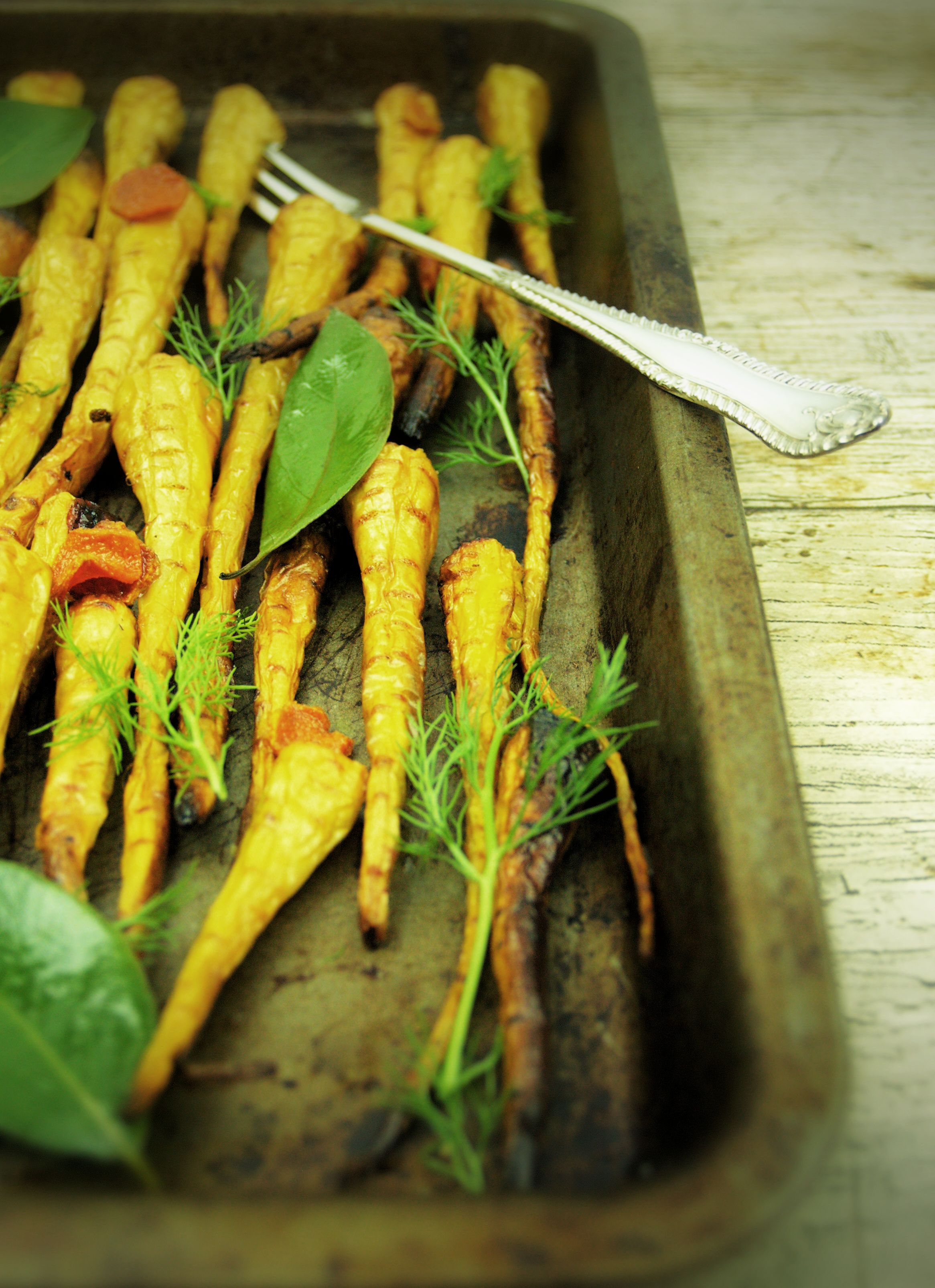 Turmeric roasted parsnips with fennel leaves – low fodmap. – Clinical ...